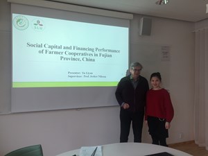 Guest researcher Dr. Liyan Yu made presentation in Agricultural ...