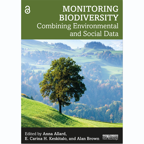 New book about monitoring biodiversity | Medarbetarwebben